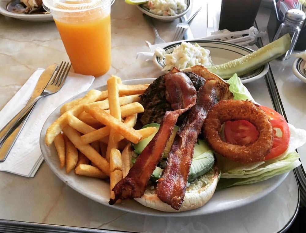 Fort Hamilton Diner in Brooklyn